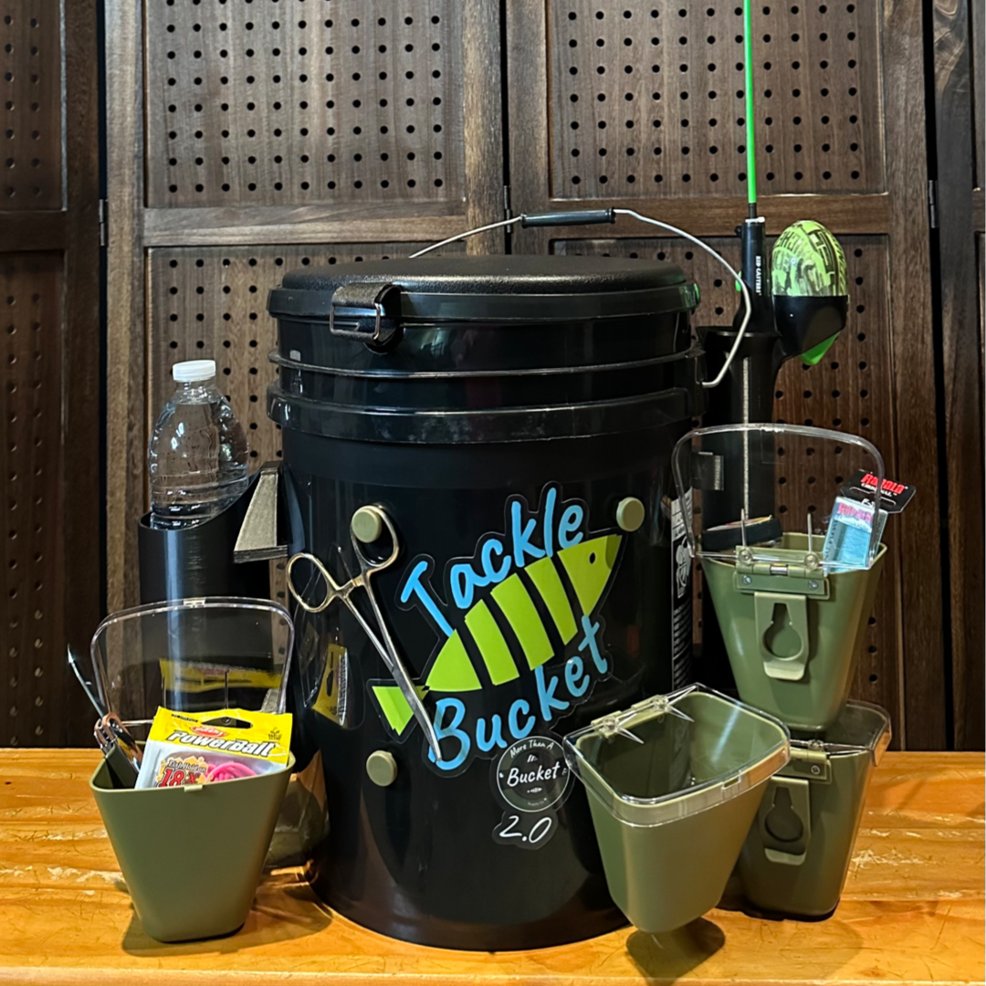 2.0 Tackle-Bucket: Ultimate Fishing Bundle – Knob and Lock
